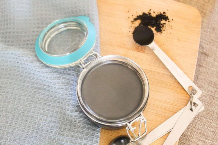 Homemade Drawing Salve - Natural Rooted Home