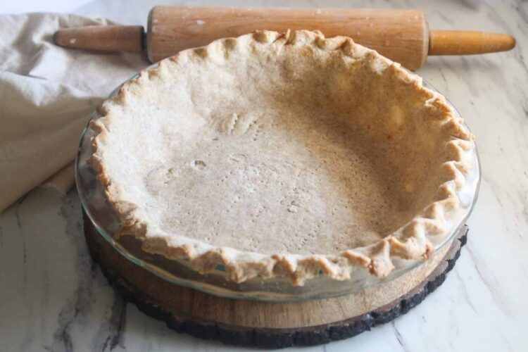 Old Fashioned Lard Pie Crust - Natural Rooted Home